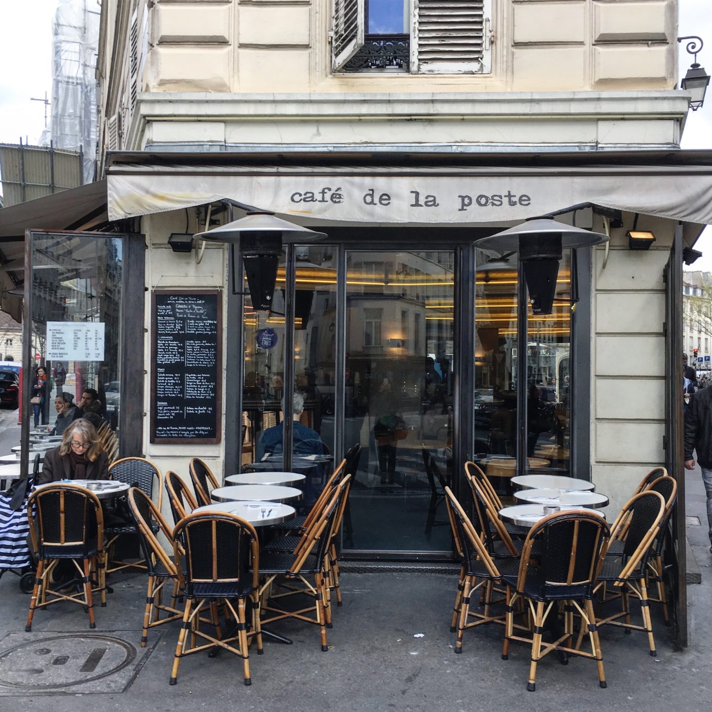 Le café de la poste